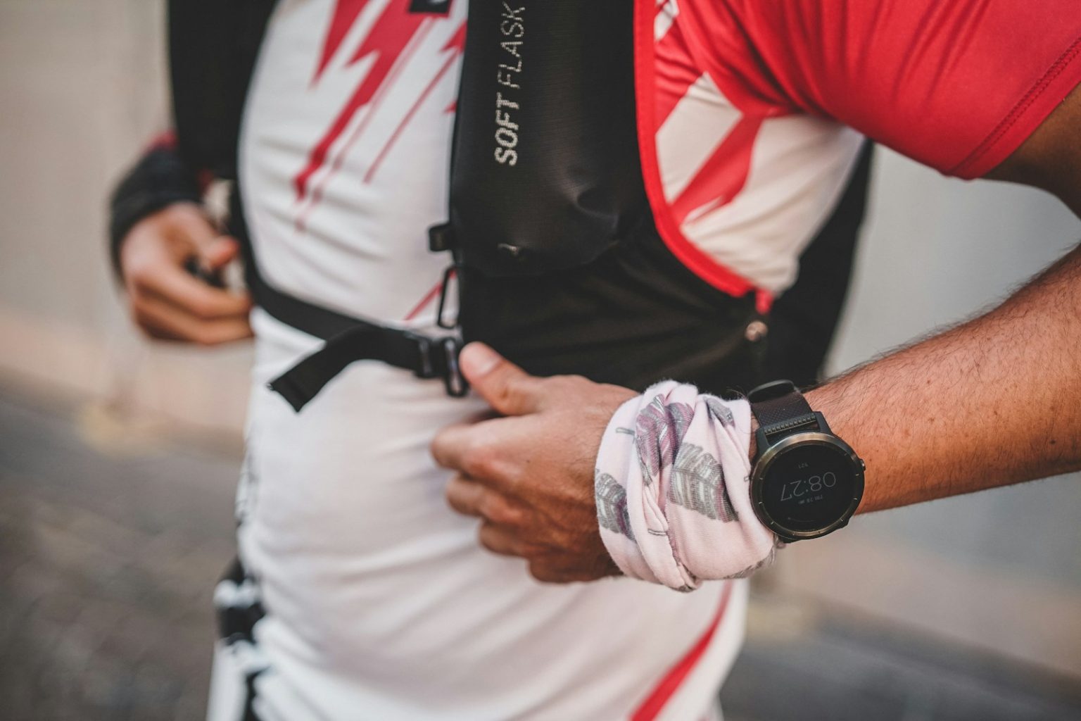 Garmin vívoactive 5 gets $70 discount at Best Buy